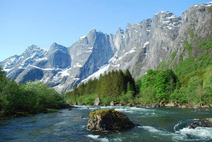Take An Unforgettable Trip To The Iconic Troll Wall In Norway - Journey ...